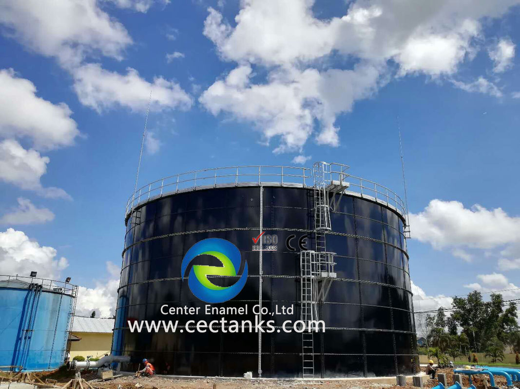 Gas / Liquid Impermeable Sludge Storage Tank With Aluminum Or Membrane Roof